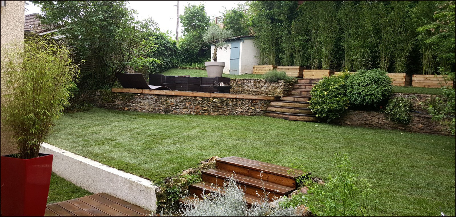 Maison Sur Terrain En Pente Douce Aisé Idees Jardin Pente pour Maison ... Maison Sur Terrain En Pente Douce Aisé Idees Jardin Pente pour Maison ...