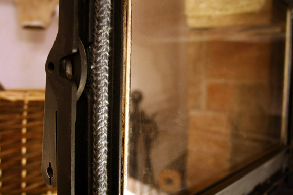 Comment Changer Le Joint De Porte D’un Insert De Cheminée intérieur ... Comment Changer Le Joint De Porte D’un Insert De Cheminée intérieur ...